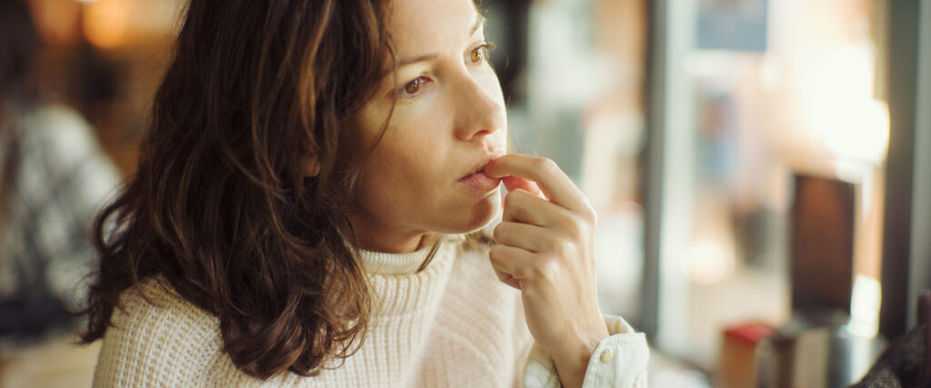 How to Choose Between Two Guys: Tips for Making a Decision